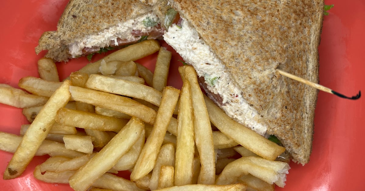 Tuna Sandwich - Delly Deck