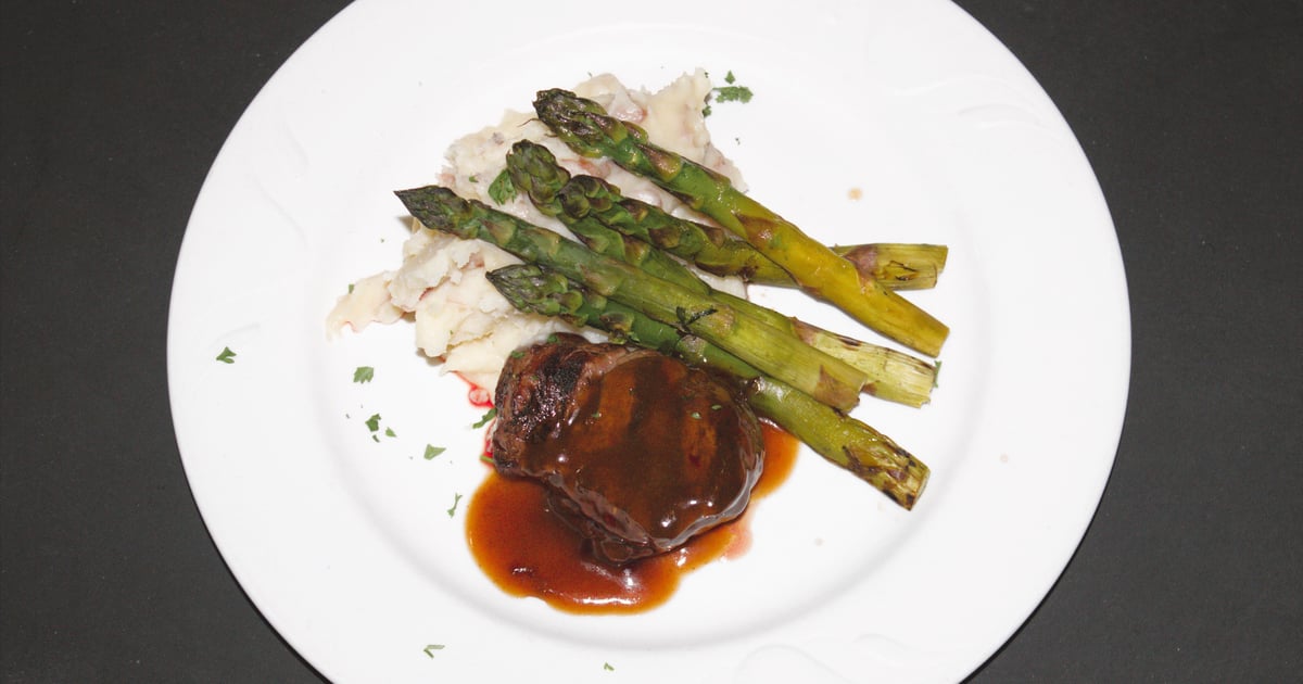 6oz Filet - Rock n' Chair - American Restaurant in Avalon, NJ