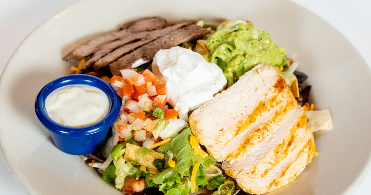 Fajita Combination Salad - El Fenix - Tex-Mex Restaurant in TX