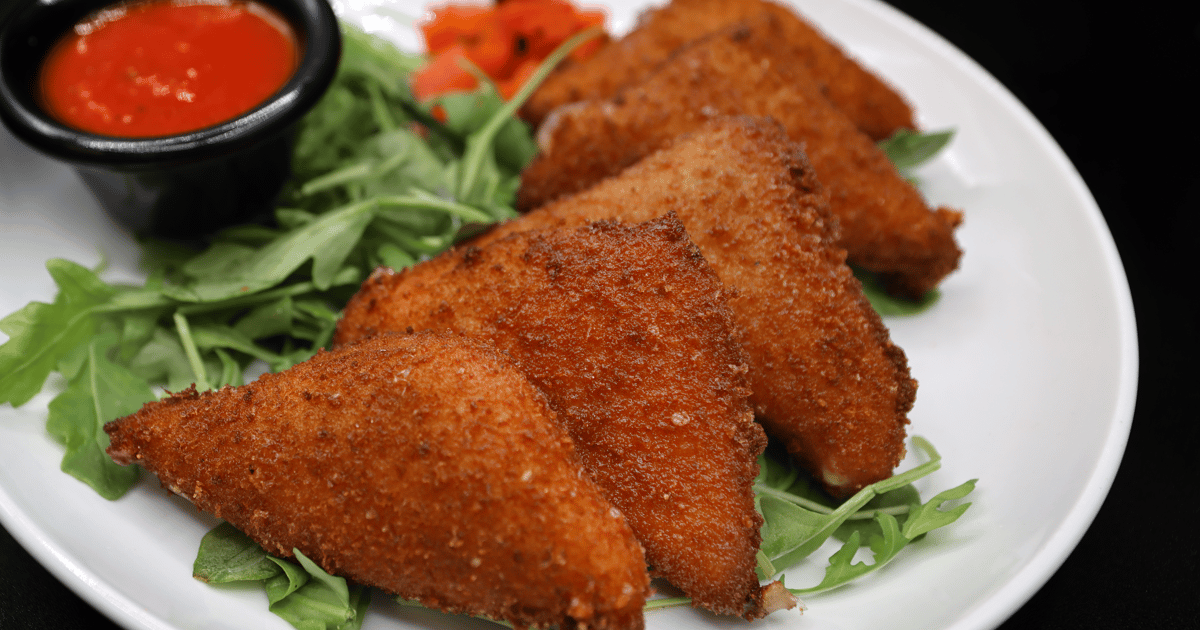 Homemade Fried Mozzarella Triangles - 850 Wood Fired Restaurant ...