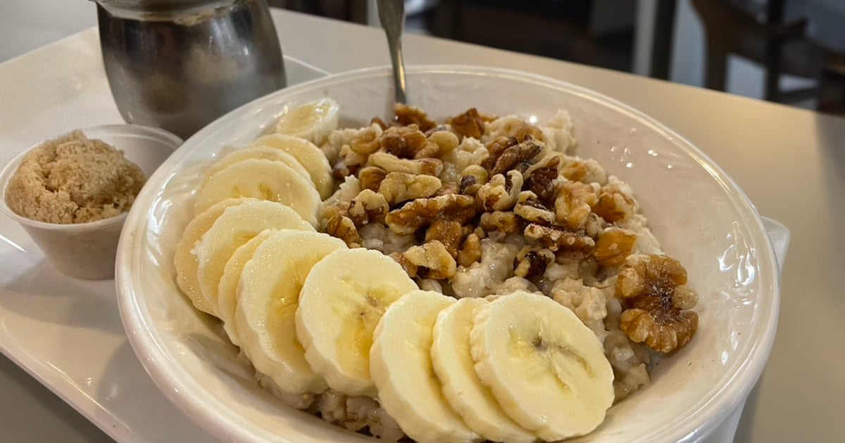 Oatmeal - Breakfast Menu - Partners Restaurant - American Restaurant in ...