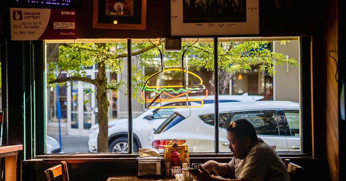 Nob Hill Bar & Grill - Nob Hill Bar and Grill