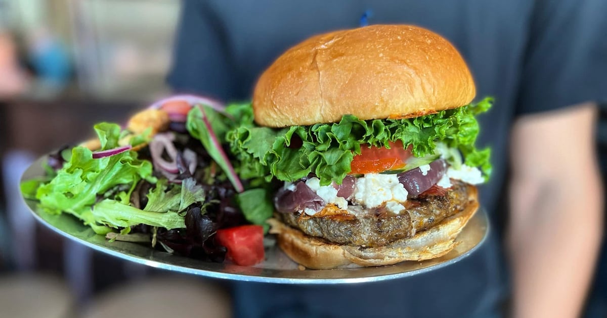 About Us - Bricks Eats & Drinks - American Restaurant in Placerville, CA