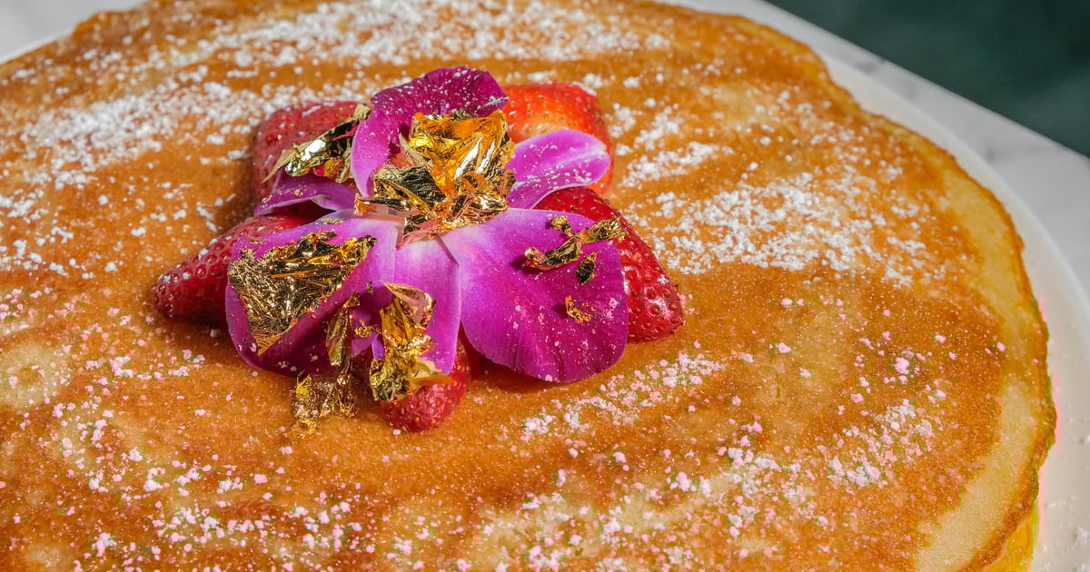 24 Karat Gold Pancakes - Breakfast at Barneys - Breakfast Restaurant in ...