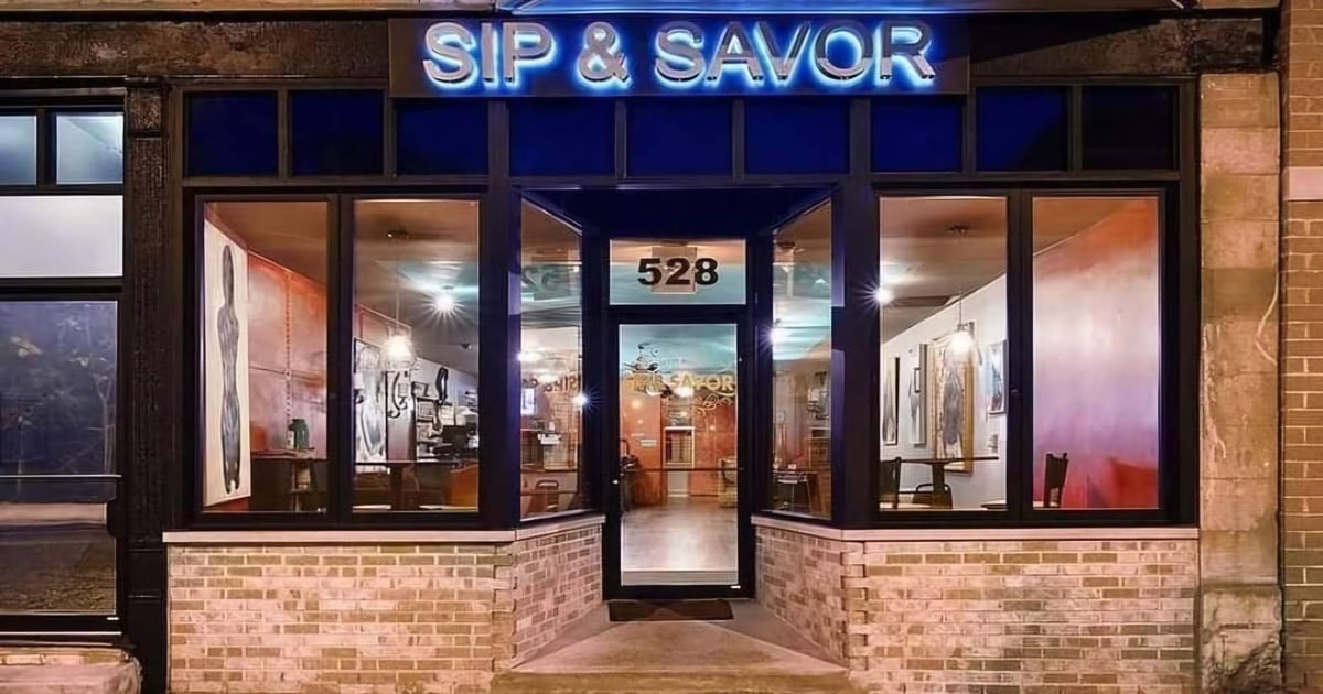 Sip & Savor - Coffee Shop in IL