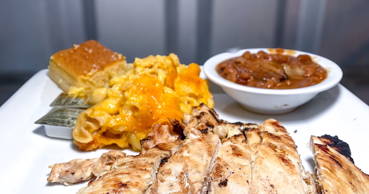 Grilled Chicken Breast Entree - Double S Smokehouse
