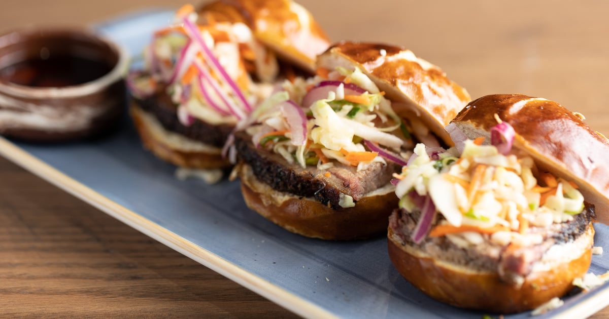 Private Parties - The Den Cape Cod - American Restaurant in Dennis, MA