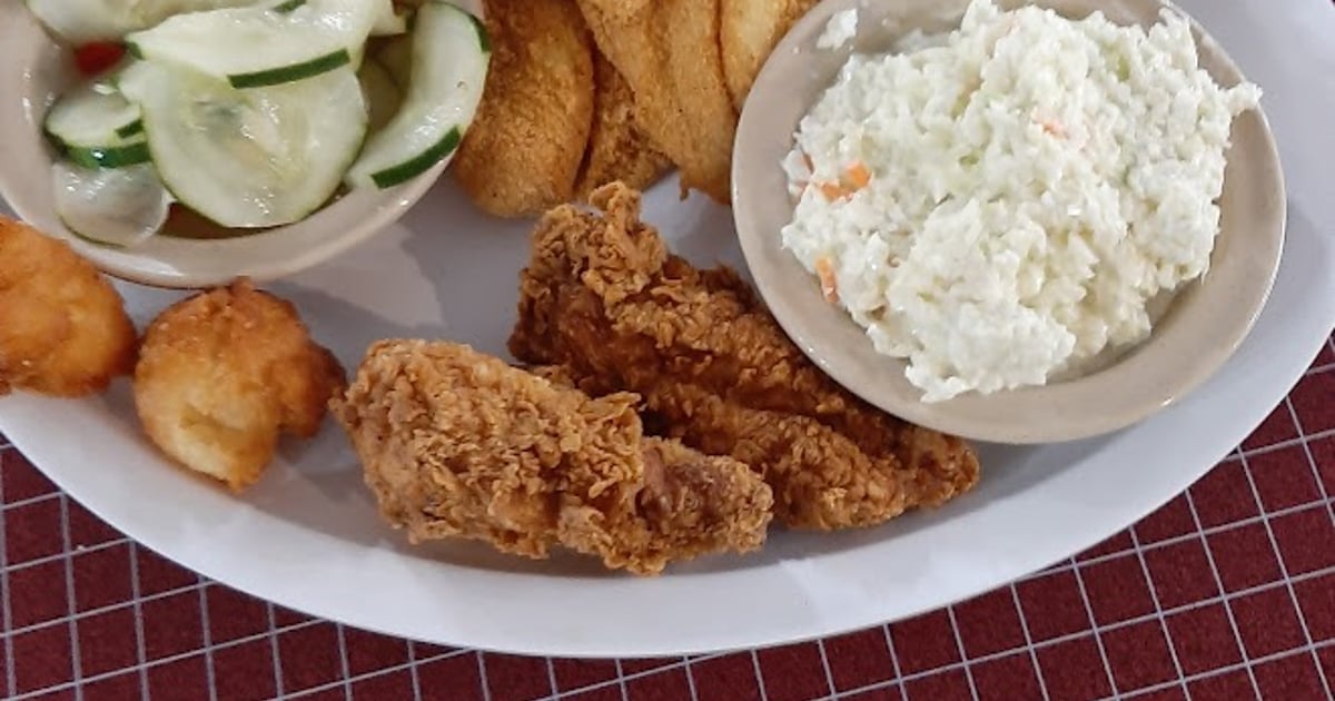4 Piece Meal - Our Menu - Catfish Kettle Restaurant - Seafood ...