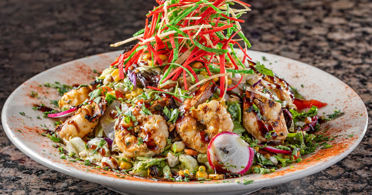 Cilantro Shrimp Salad - Heroes Restaurant & Brewhouse-Eastvale