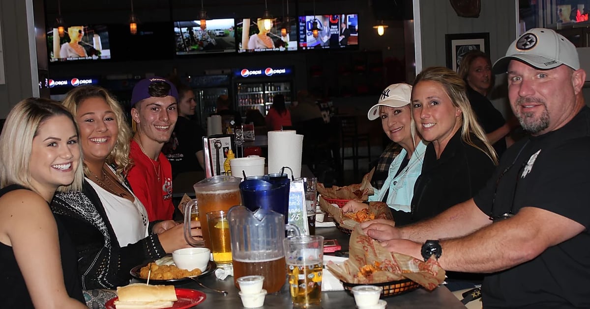 Family Night - Odis 12 Sports Bar & Grille - Sports Bar in Erie, PA