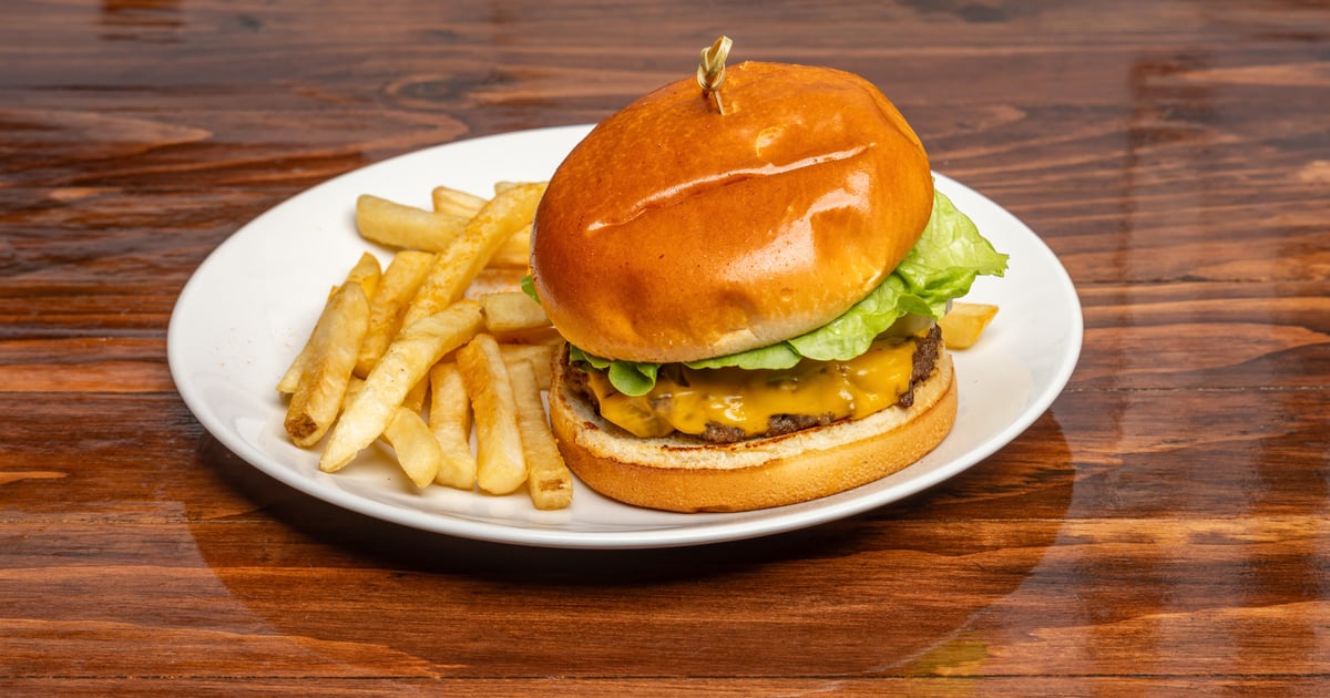 Catering - Stadium Lounge - American Restaurant in Monroe, GA