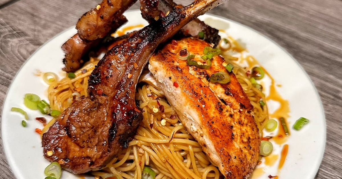 Truth Midtown Restaurant & Lounge