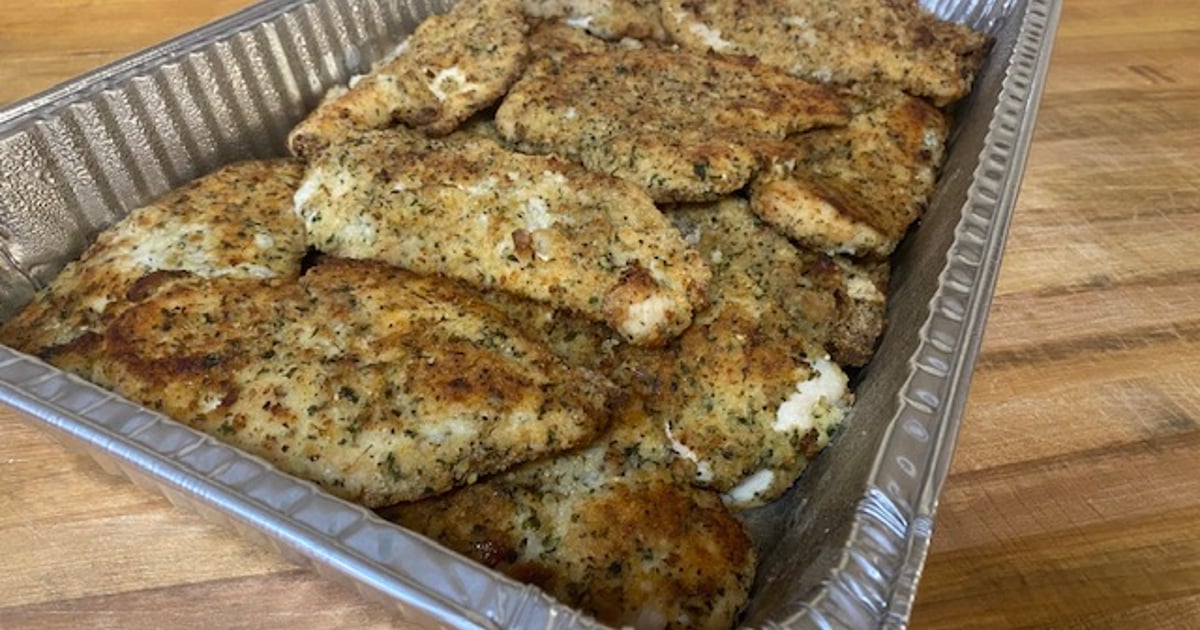 Tray of Breaded Chicken Cutlets (25 Pieces) - Party Menus - Arts Jug ...