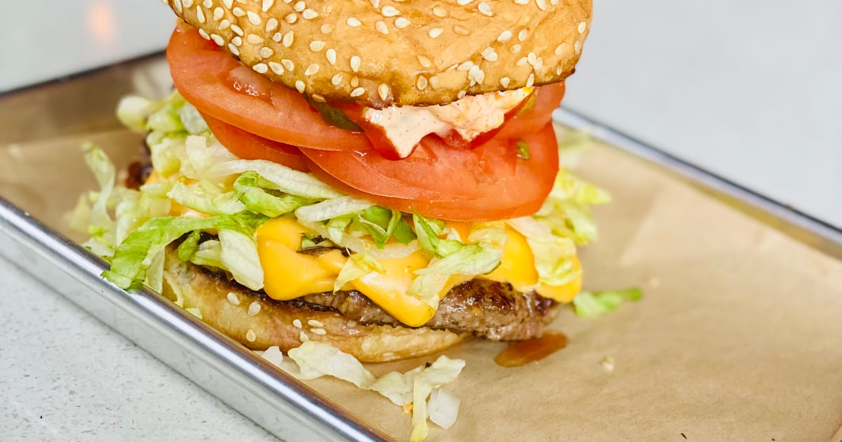 G Burger - Roy G's - Bar & Grill in Dallas, TX