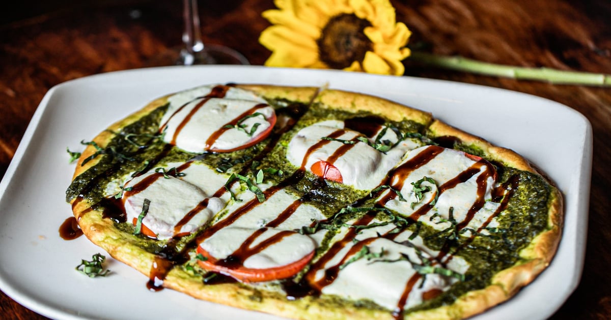 Caprese - MAIN MENU - Demetris Woodstone Taverna (Kafé Neo Woodstone ...