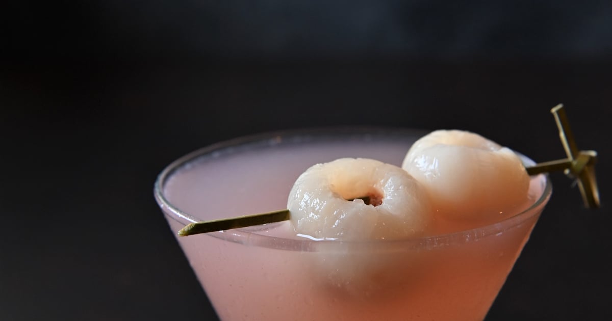 Lychee Sakitini - Alcoholic Beverages Menu - Brodard Restaurant ...