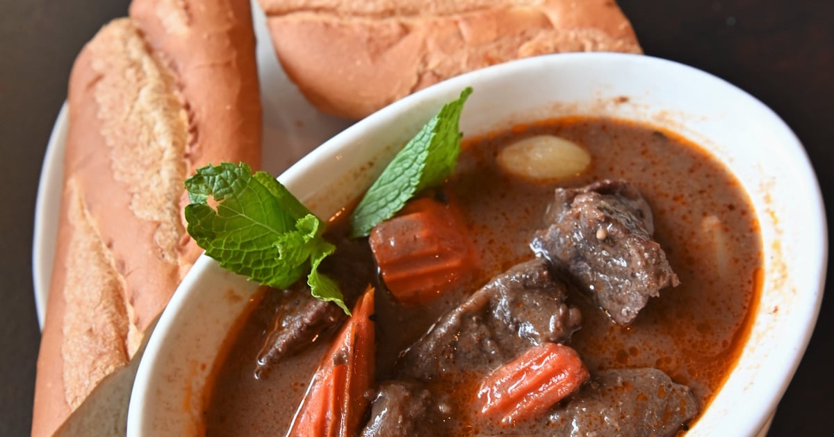 Short Rib Bourguignon (Short Rib Burgundy) - Bò Nấu Rượu - Brodard ...
