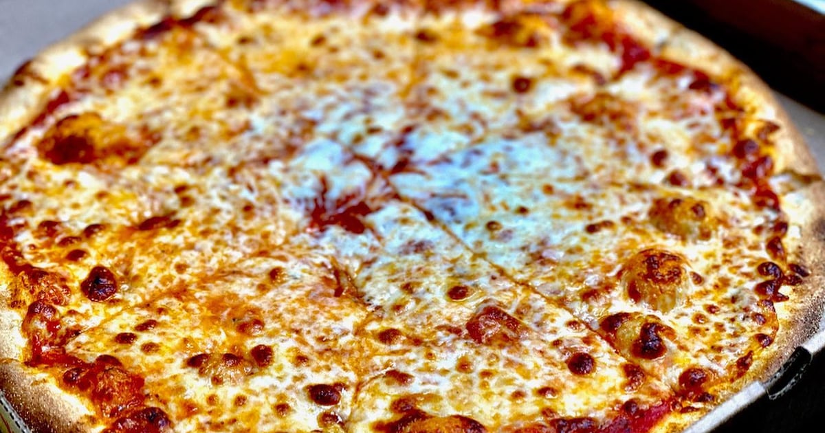 $6 Small Pizza - Late Night Bar Bites (Fri & Sat) - Welly's Restaurant ...