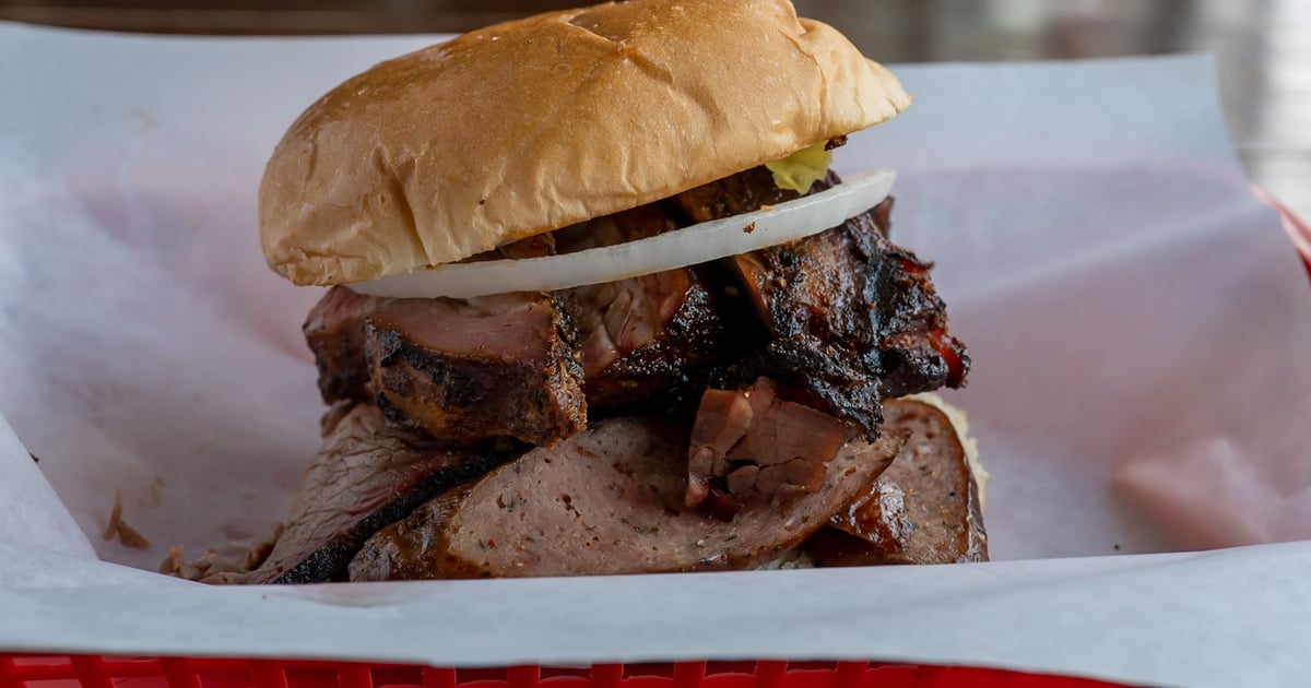 The Whole Barn Yard Sandwich Food Rays Real Pit BBQ Shack The Whole Barn Yard Sandwich Food Rays Real Pit BBQ Shack