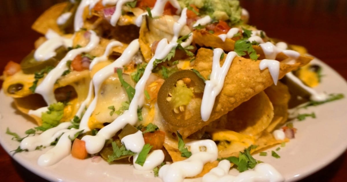 Nachos de la Casa - Caracara Mexican Grill - Mexican Restaurant in NY