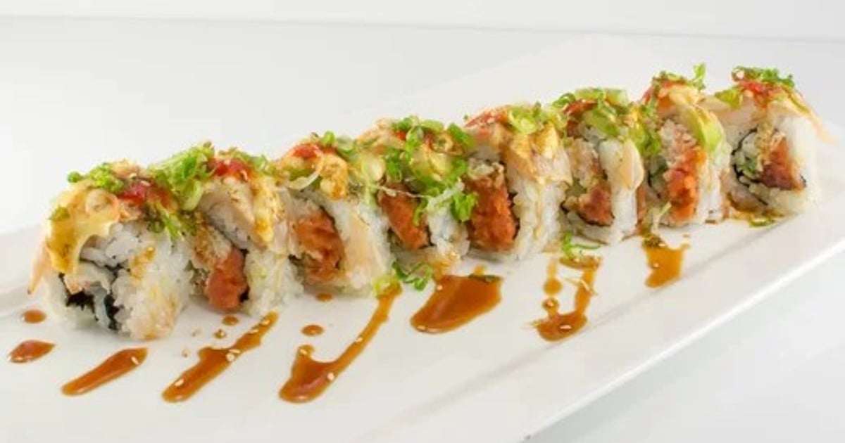 House Roll - Side Grill Steak House and Sushi Restaurant in Bellevue, WA