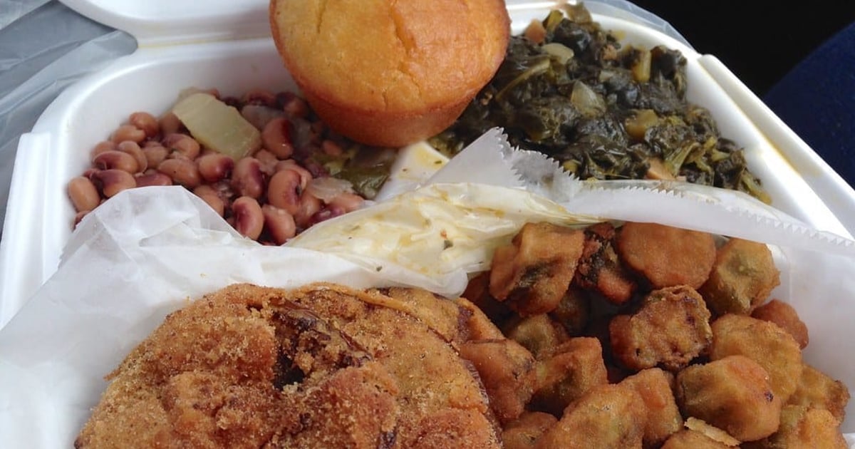 Regular Plate - Riley's On Main - American Restaurant in Johnston, SC