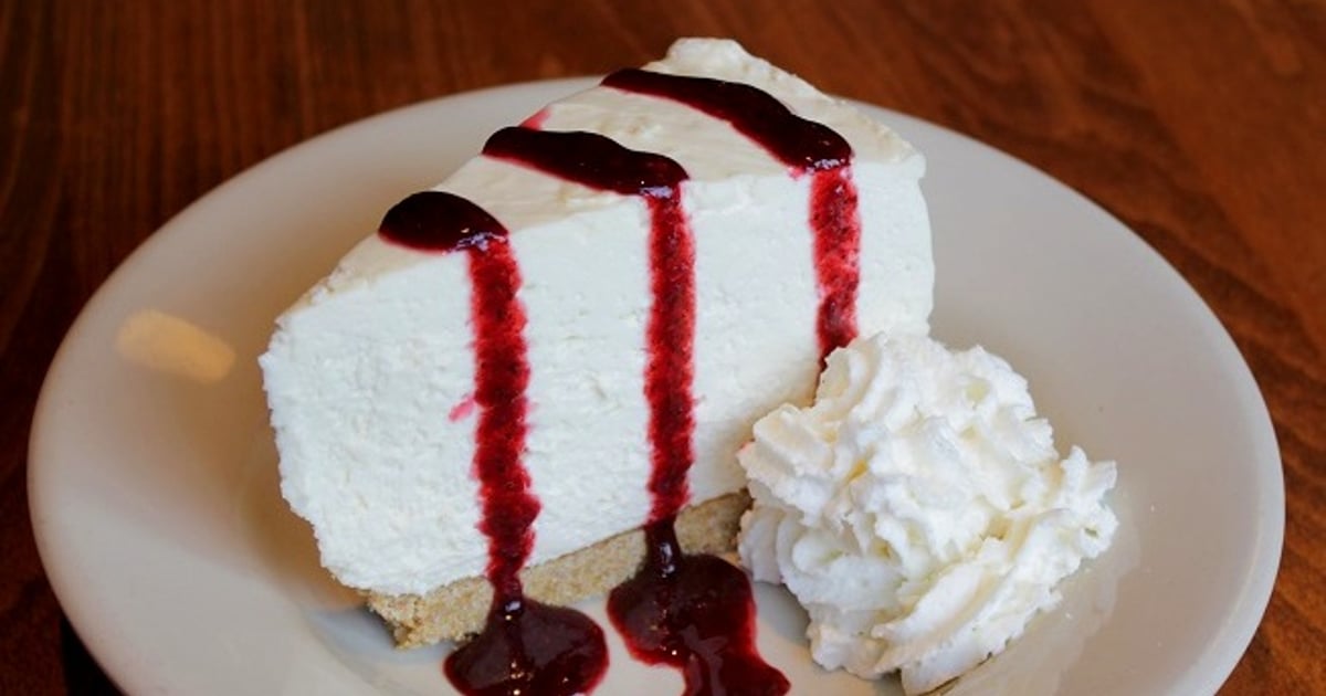Cheesecake - Blazing Onion Burger Co. - American Restaurant in WA
