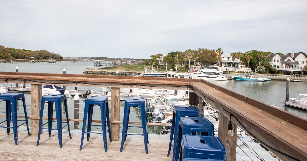 Hours & Location - Islander 71 - Waterfront & Seafood Restaurant, Isle ...