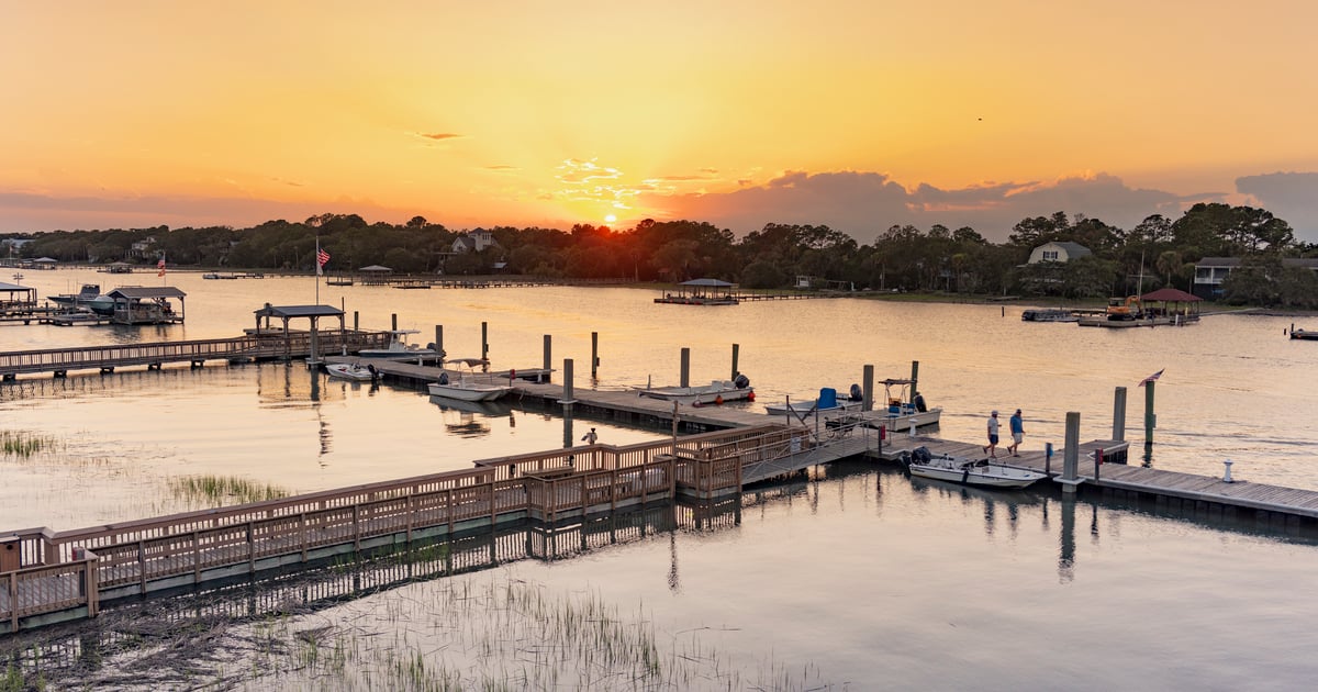 Gallery - Islander 71 - Waterfront & Seafood Restaurant, Isle of Palms