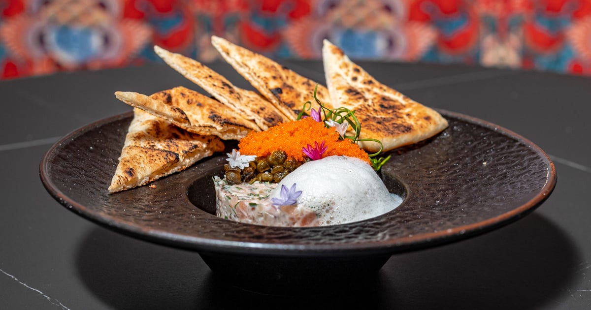 Join Our Team - Red Thread - Fusion restaurant in St. Petersburg, FL