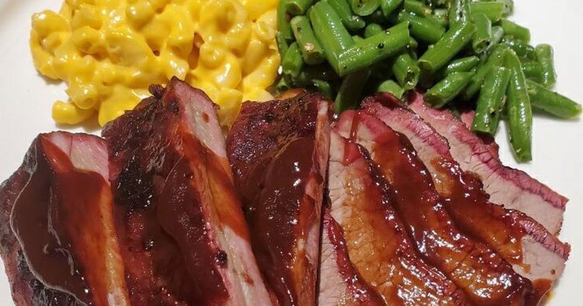 Smokin' Combos with 3 Meat Choice ( +3 with brisket as an option ...