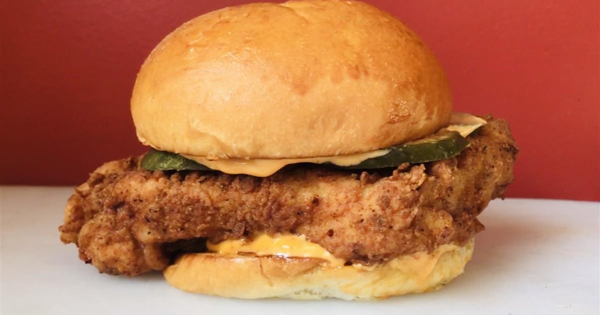 Fried Chicken Sammy - Fullersmarket menu - Fuller's Market - Restaurant ...