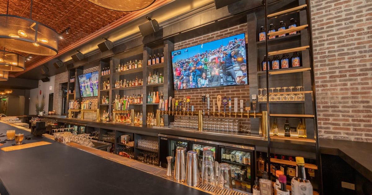 THE BAD APPLE LINCOLN PARK - The Bad Apple - Restaurant in IL