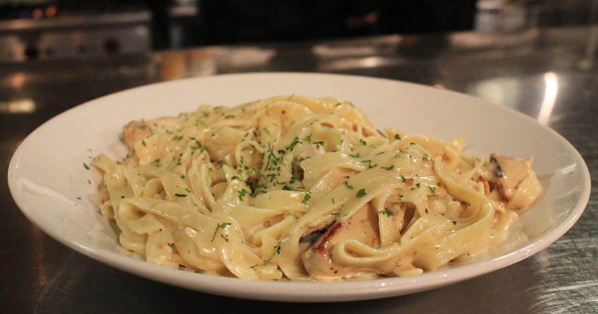 Fettuccine Alfredo With Chicken Cheesecake Factory