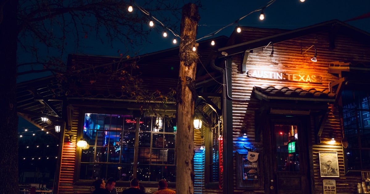 Weekly Specials Cedar Creek Bar Grill Bar Grill In Houston Tx