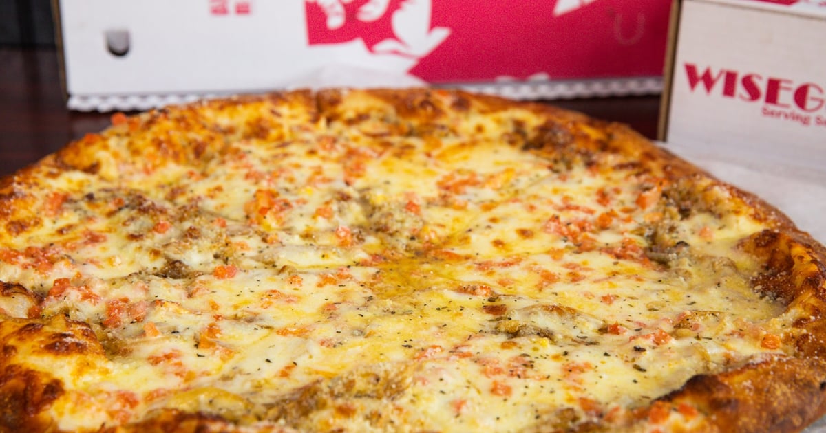 White Pizza (Classic) - Wise Guys Pizza - Pizza Restaurant in Buffalo, NY