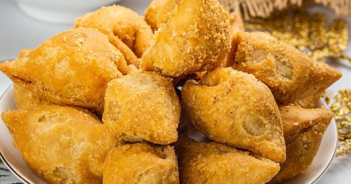 Large Samosa Platter (20 Pcs) - Chaat Corner | Authentic Indian ...