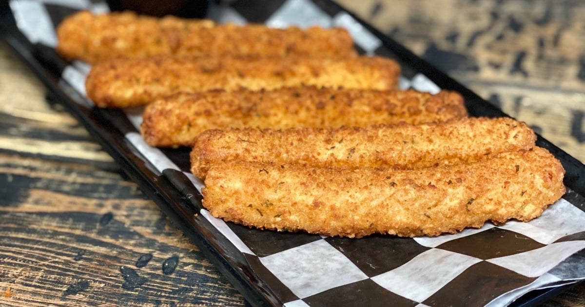 Cheese Sticks - Triple Threat Sports Bar - Sports Bar in Midland, TX