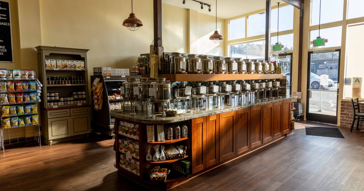 Contact - Gelsinger's Deli - Deli in Montrose, CA