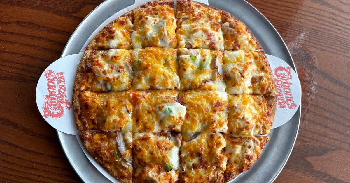 Cajun Ckicken Alfredo Pizza Small - Carbone's Pizza & Sports Bar