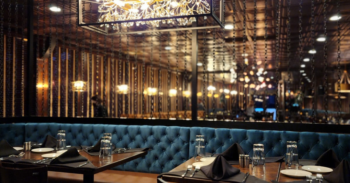 Contact - Notch 8 Grille