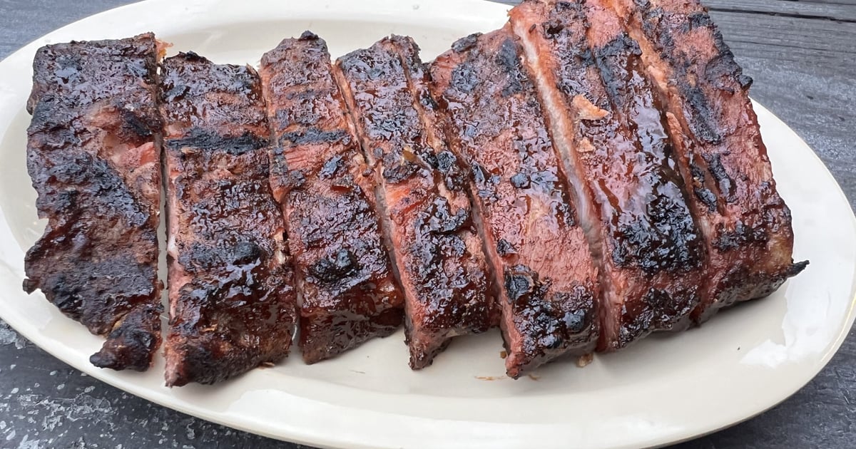 BBQ Lizard Bones - Winking Lizard Tavern