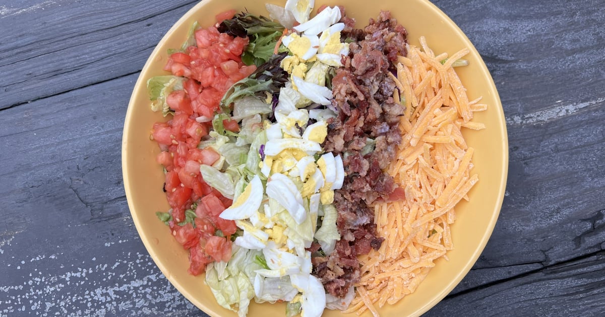 Chopped Lizard Salad - Winking Lizard Tavern