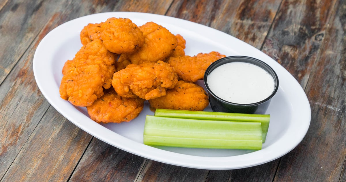 Menus - Winking Lizard Tavern