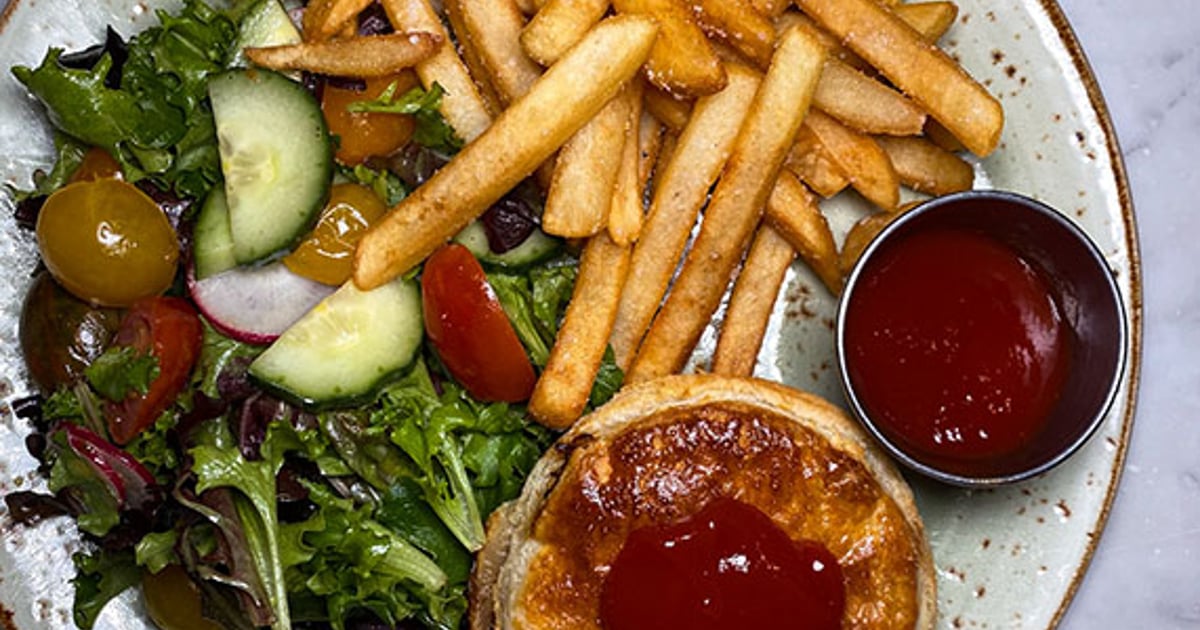 Aussie Meat Pie - Lunch - Flinders Lane Kitchen & Bar - American ...
