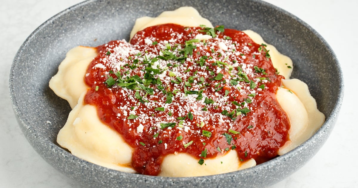 Contact Spinato's Pizzeria - Spinato's Pizzeria and Family Kitchen ...