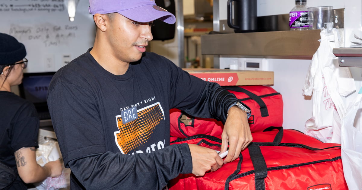The Best Pizza Delivery in the Phoenix Area - Spinato's Pizzeria