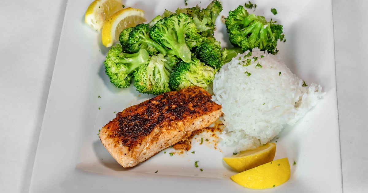 Simply Grilled Salmon - Shell Shack - Texas