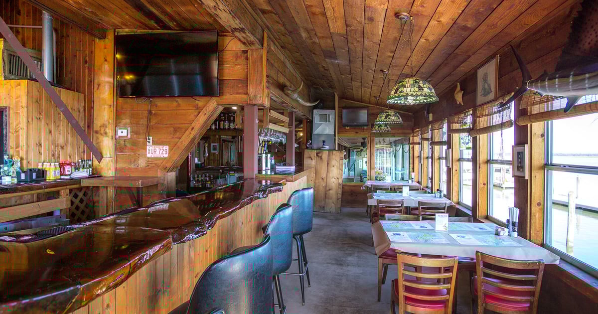 Join Our Team - Fish Dock - Seafood Restaurant in Townsend, GA