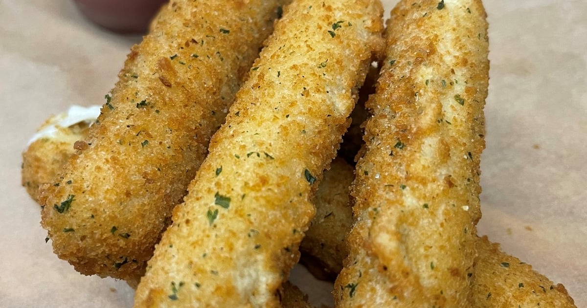 Crispy Mozzarella Sticks - Boondock's Restaurant & Drive Thru ...